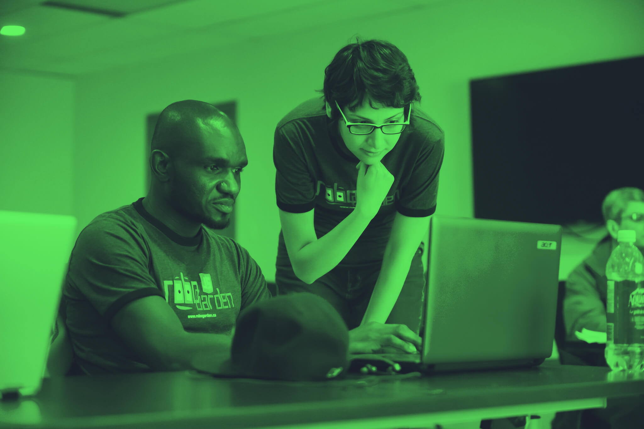 RoboGarden | Learn to Earn